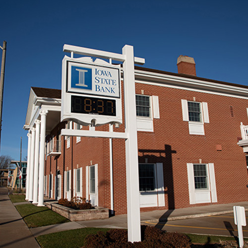 Personal Checking Accounts | Iowa State Bank